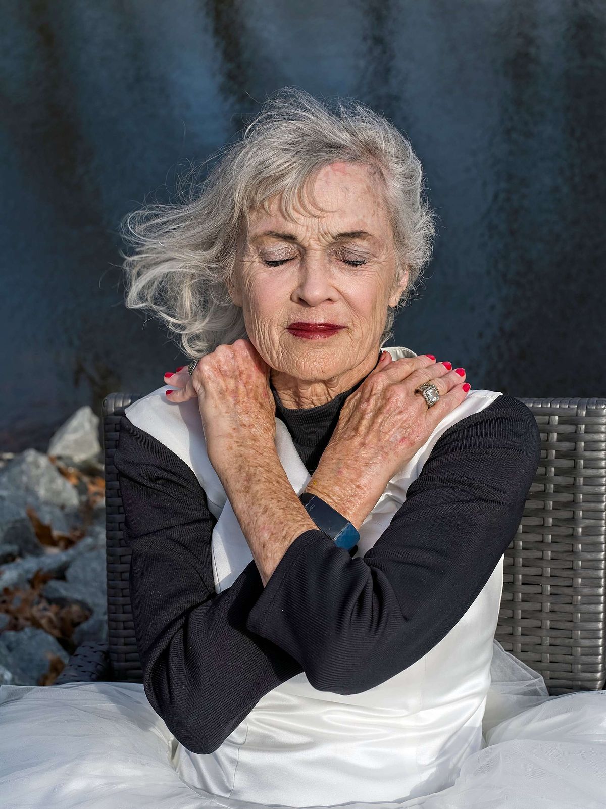 CURATOR'S CHOICE: Linda Troeller