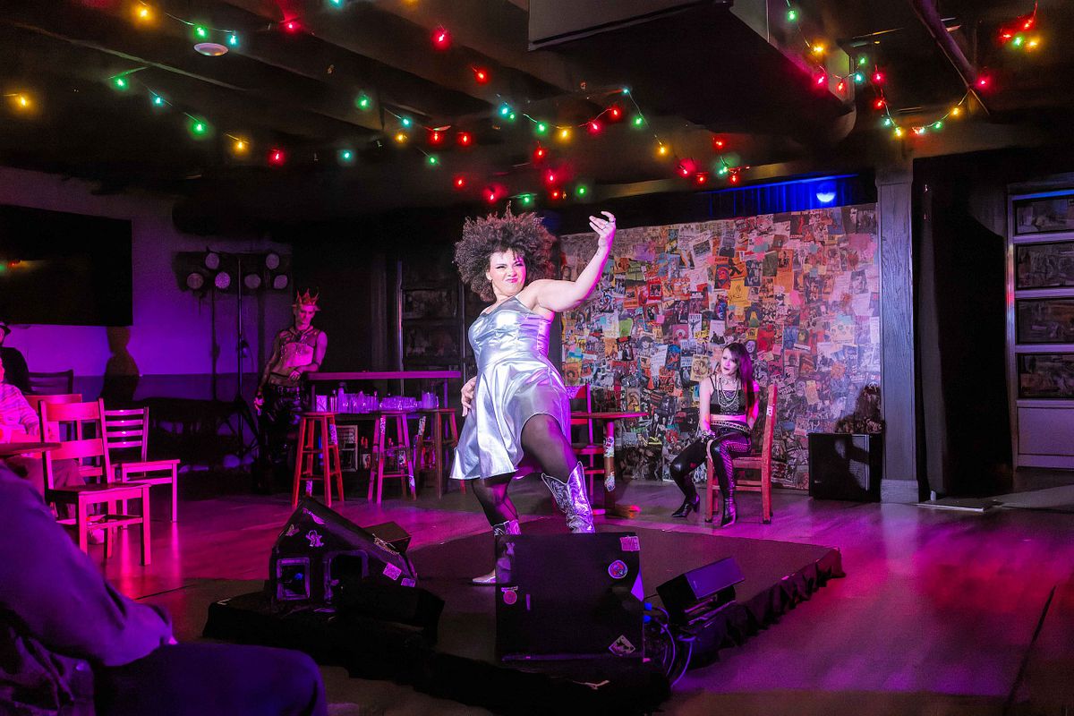 Airness | Scenic Design | AVERY TANG.